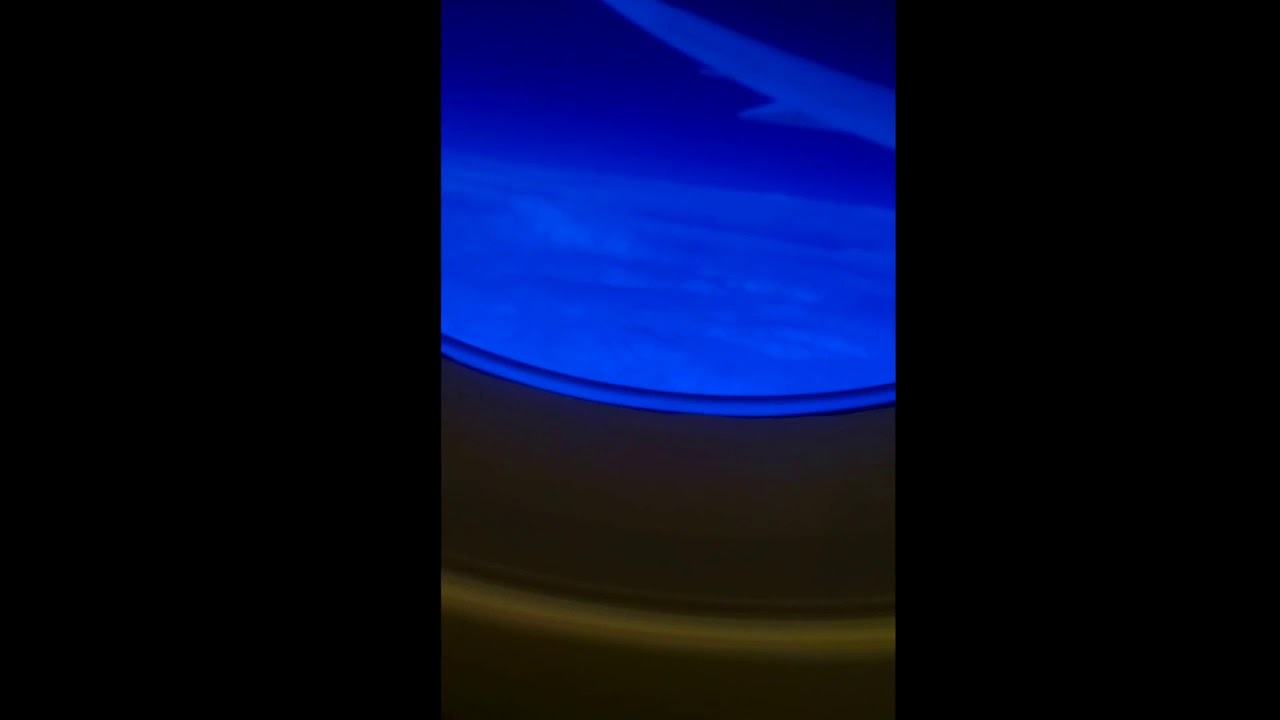 Dreamliner window shades - YouTube