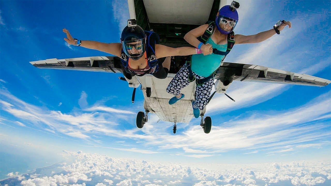 Sebastian Invasion Boogie 2018 | Skydiving - YouTube