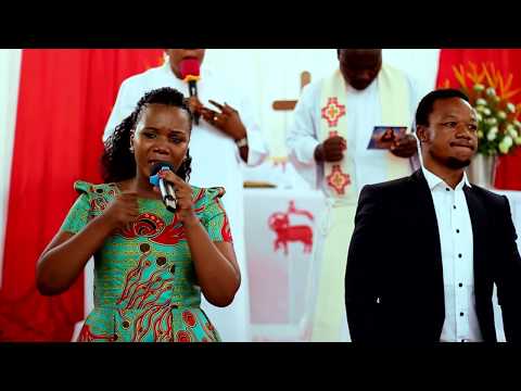 Angalia Uzinduzi wa Albumu ya Natasha  UFUNGUO WANGU