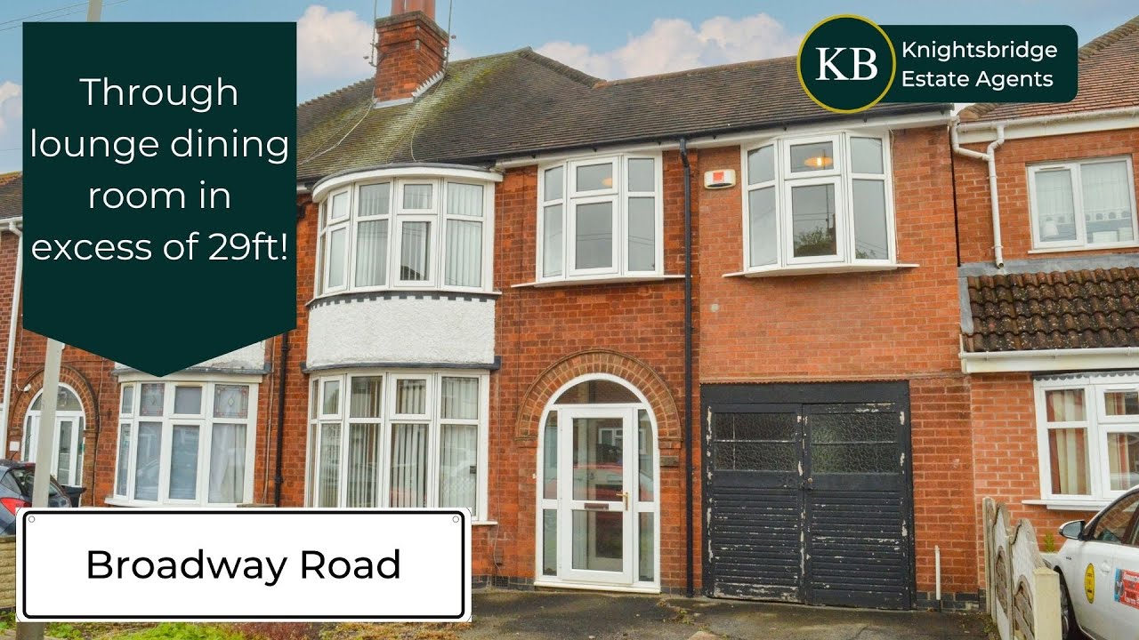 Through lounge dining room in excess of 29ft! - Broadway Road, Evington ...