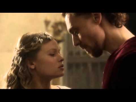 Henry V & Kathryn, The Kiss - YouTube