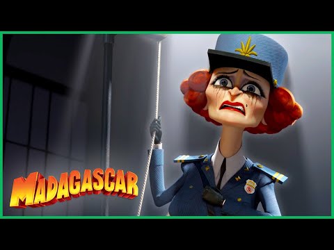 Capitã Chantel Dubois Canta com Todo o Coração | DreamWorks Madagascar em Português