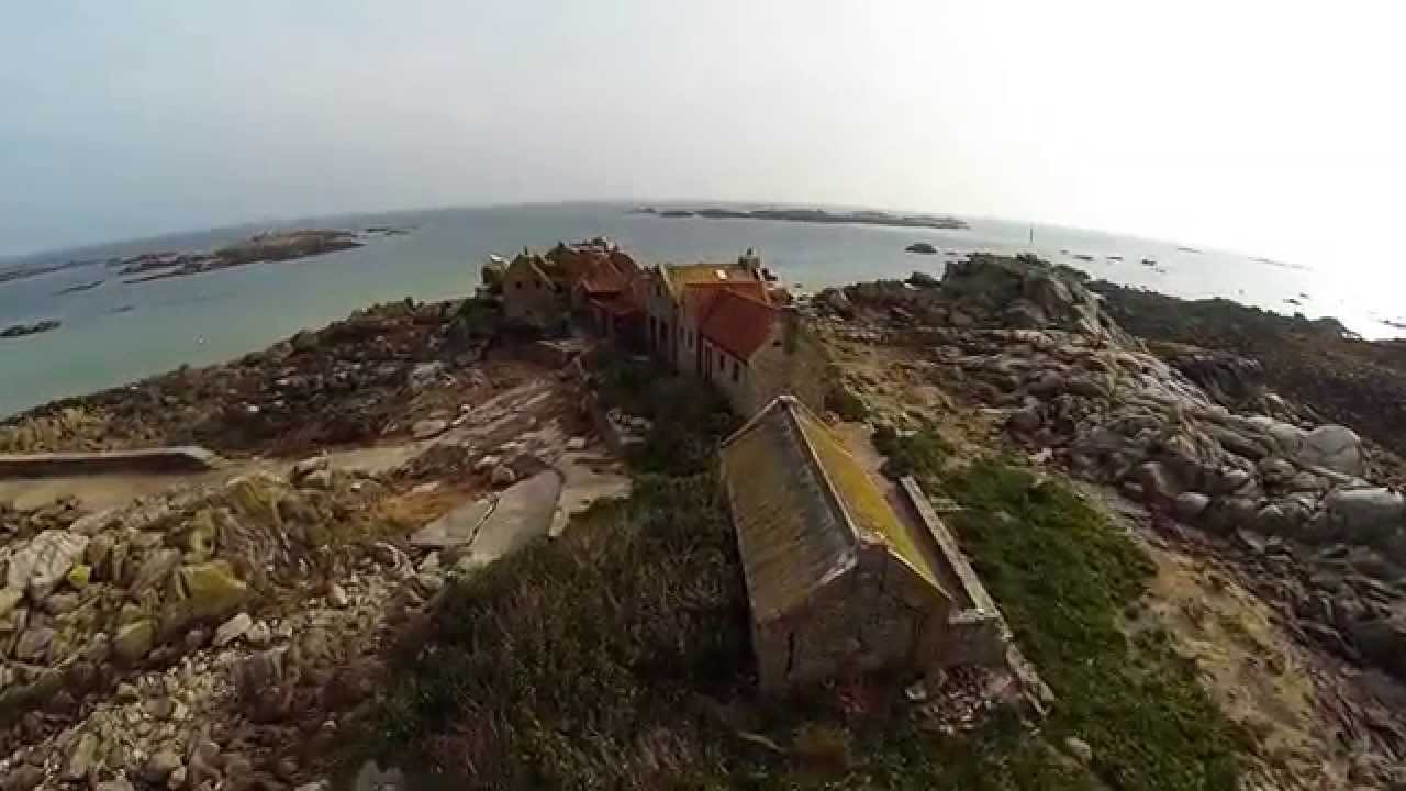 Les Minquiers - YouTube