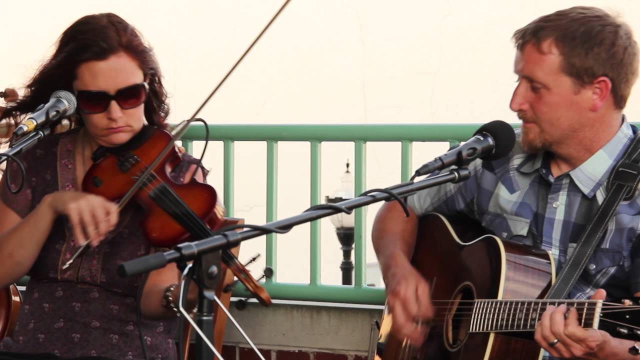 Molly Healey and Dallas Jones - Thunder on the Mountain - YouTube