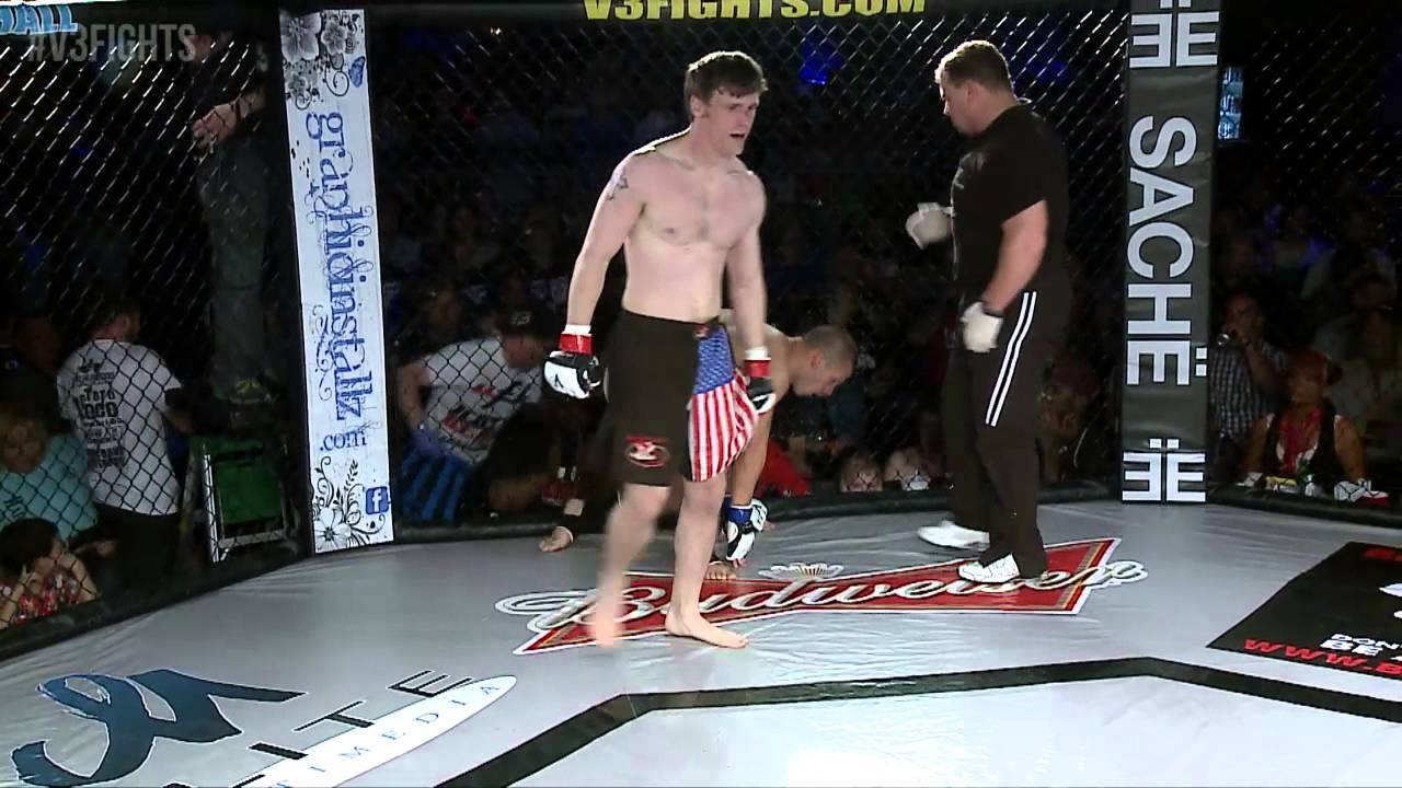 V3FIGHTS: Trey Manley vs Jerry Rowe - YouTube