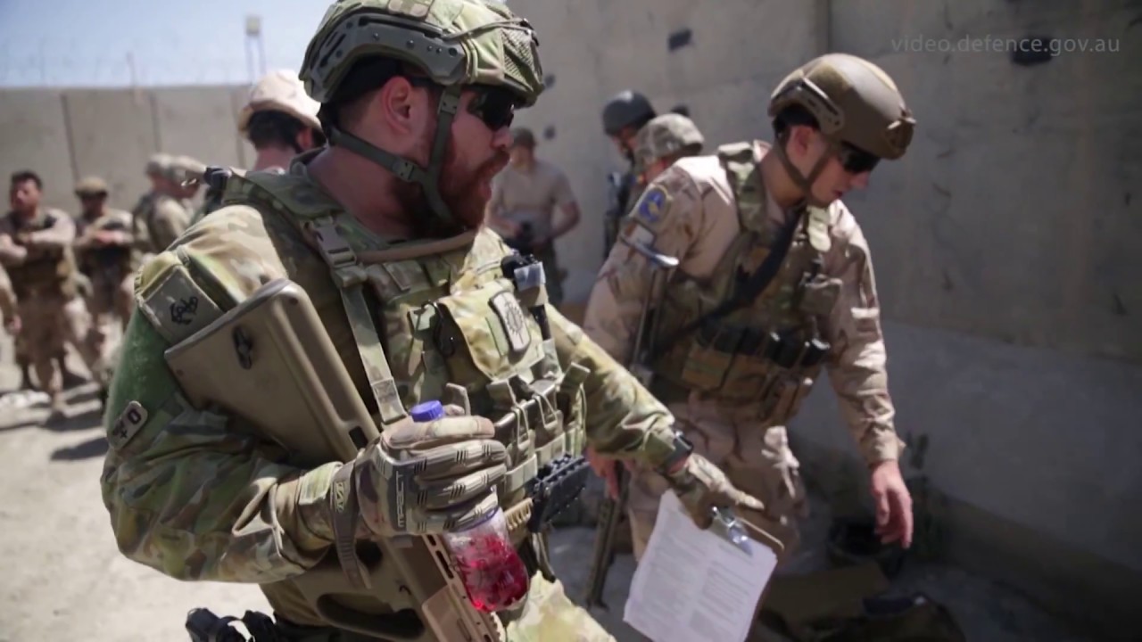 Australian Medical team in Kabul - YouTube