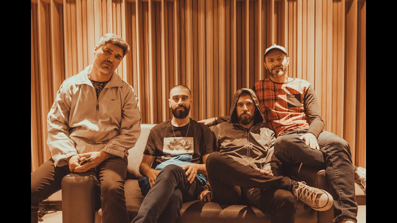 Stella Folks - o Sol e a Tempestade (Oficial lyric vídeo) - YouTube