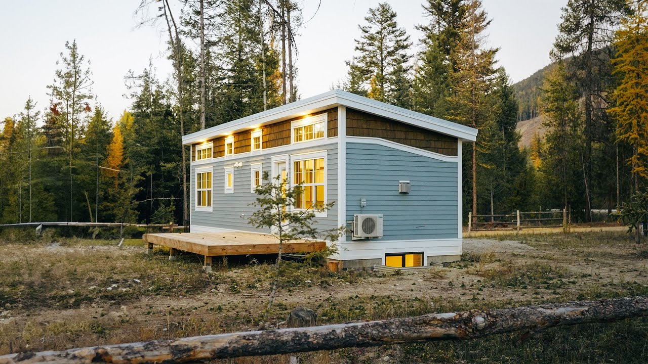 An incredible tiny house in the countryside! - YouTube