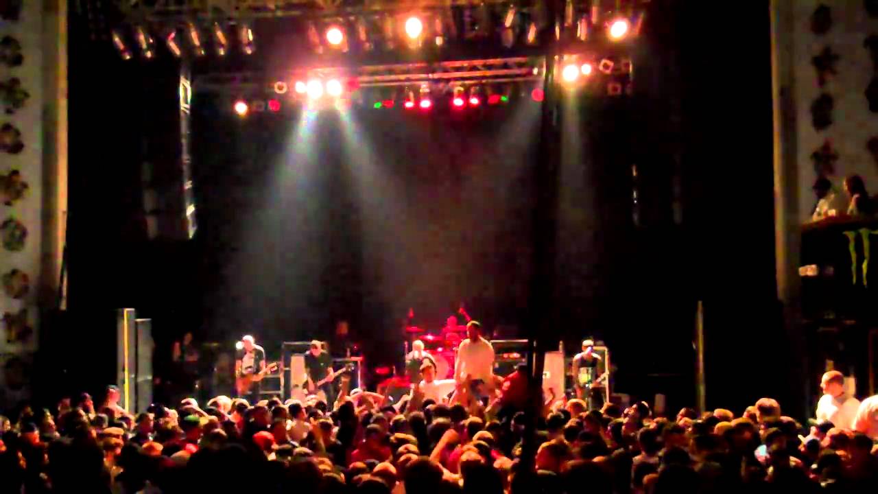 The Ghost Inside - Chrono feat. Mat Bruso of Bury Your Dead (LIVE ...