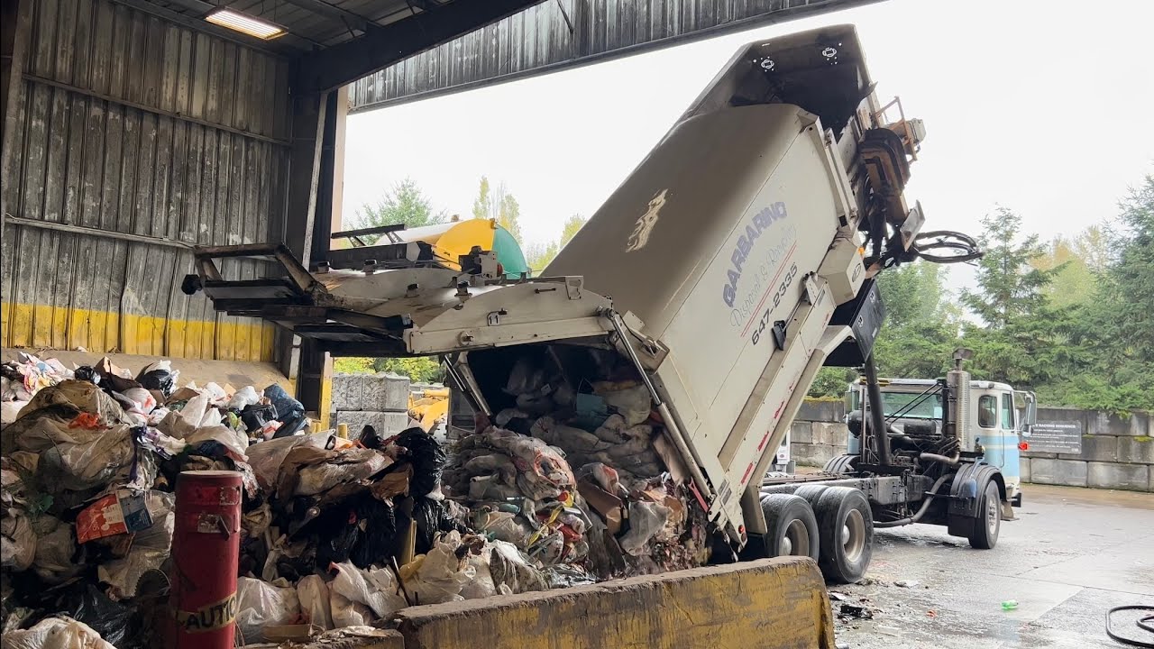 split body dump. Bonus loader action! #garbagetruck #garbage # ...
