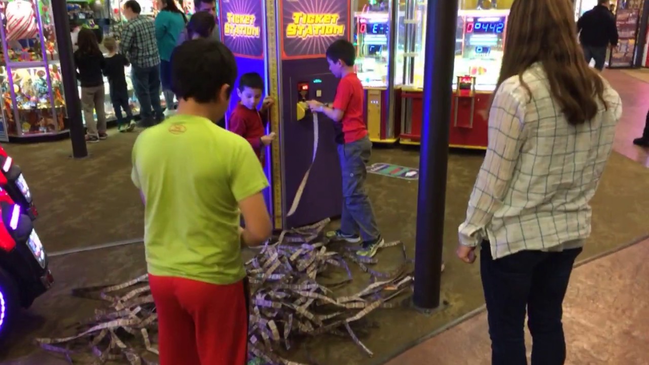 TheChanClan: Kalahari Wisconsin Dells Arcade Thousands of Tickets Live ...