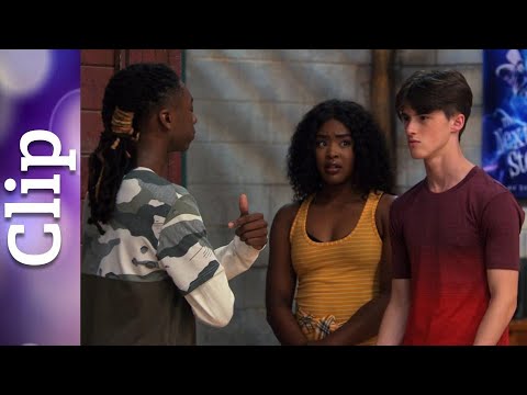 The Next Step - 7x20 (CBBC) Clip: Amy and Henry are not happy - YouTube