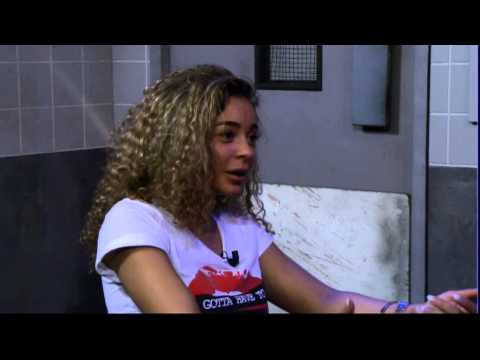 Showproces - Alleen maar voor de tieten van Fajah