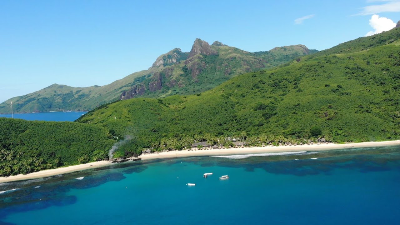Fiji 2022 Octopus Resort (waya island) - YouTube