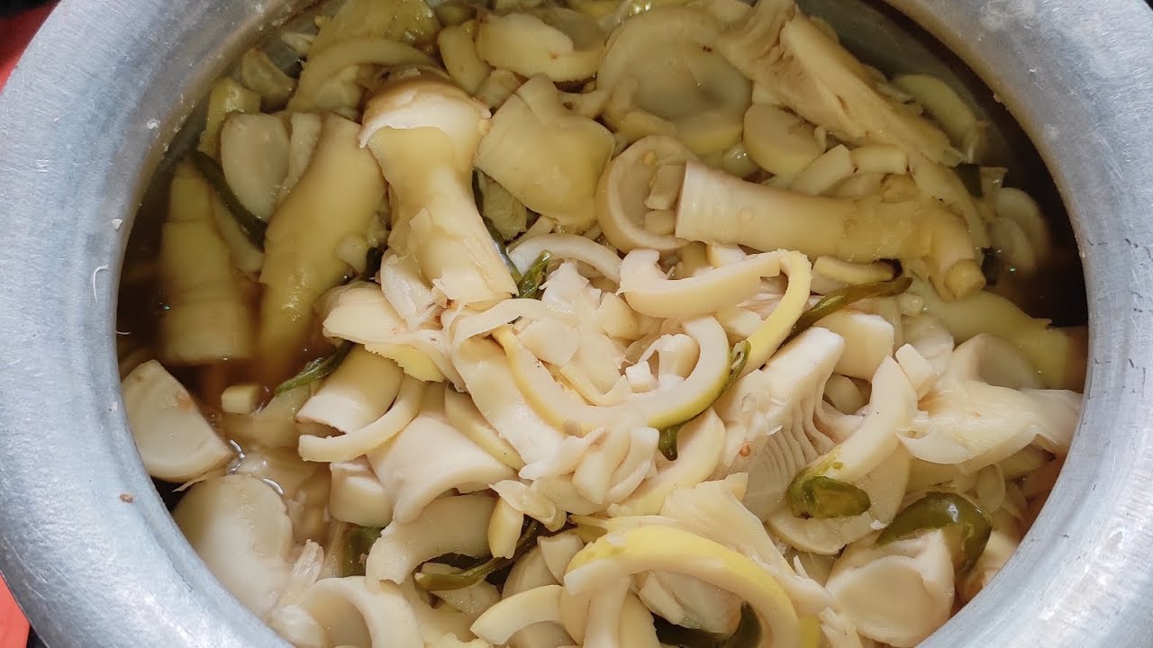 Bamboo shoots stew 🍲 @Tripurifoodie #northeastindia #indianfood # ...