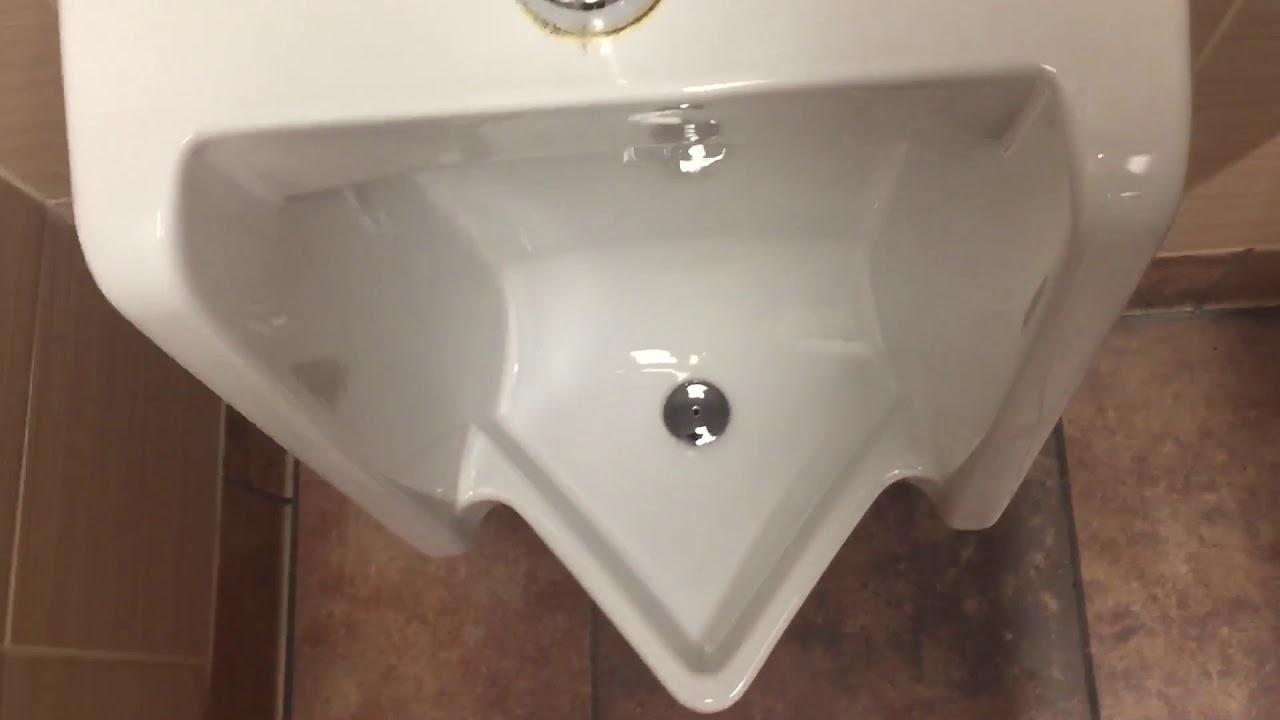 2,271. Taco Bell Men’s Restroom - YouTube