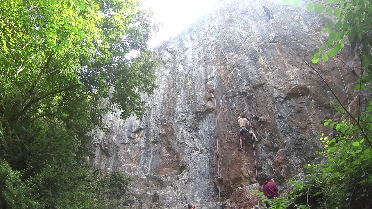 Torbryan Quarry, Threadbare 7c+, Adrian Jurecki. - YouTube