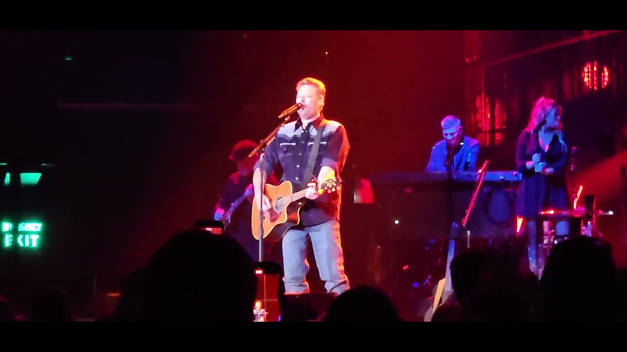 BLAKE SHELTON @ Rupp Arena "Ol Red" 2/27/25 - YouTube
