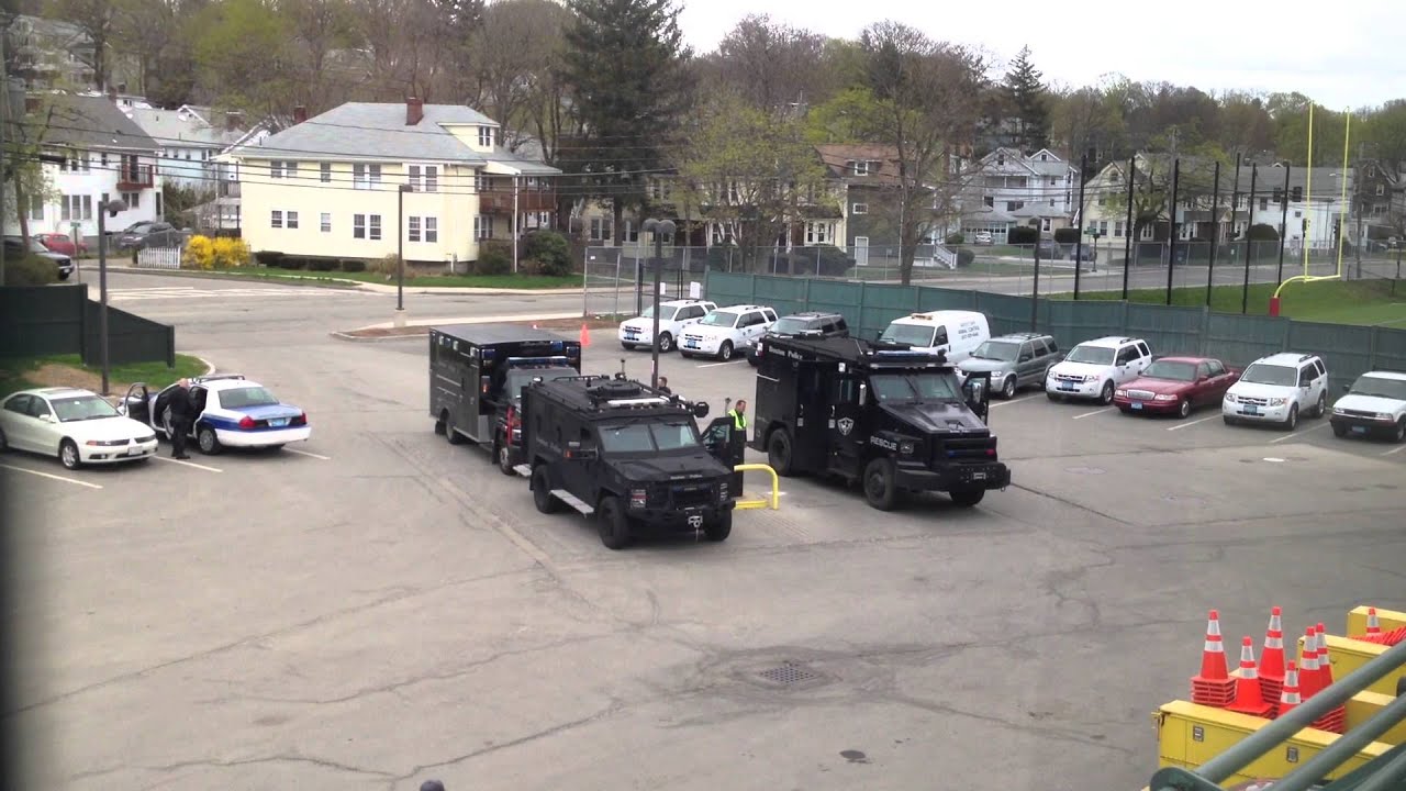Watertown DPW fuels Boston SWAT vehicles... no charge! - YouTube