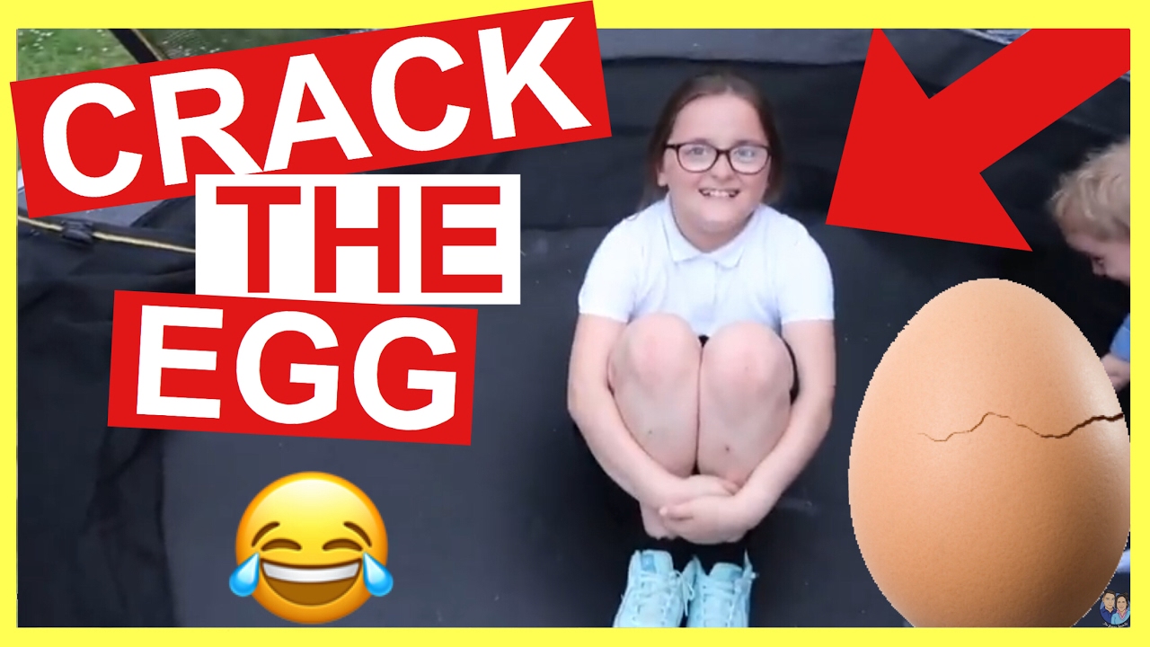 CRACK THE EGG GAME / FAMILY DAILY VLOGS - YouTube