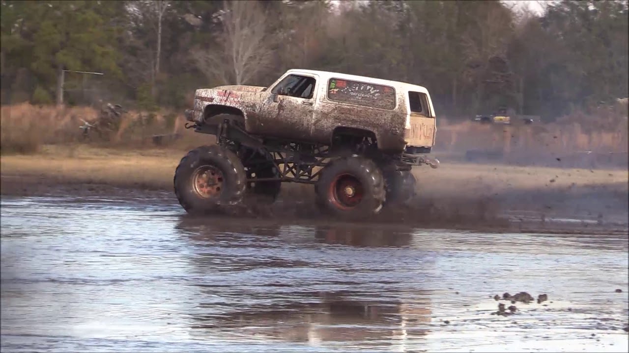 Twitty's "Liva Killa" Mega Chevy Blazer Plays In The Mud @ South Berlin ...