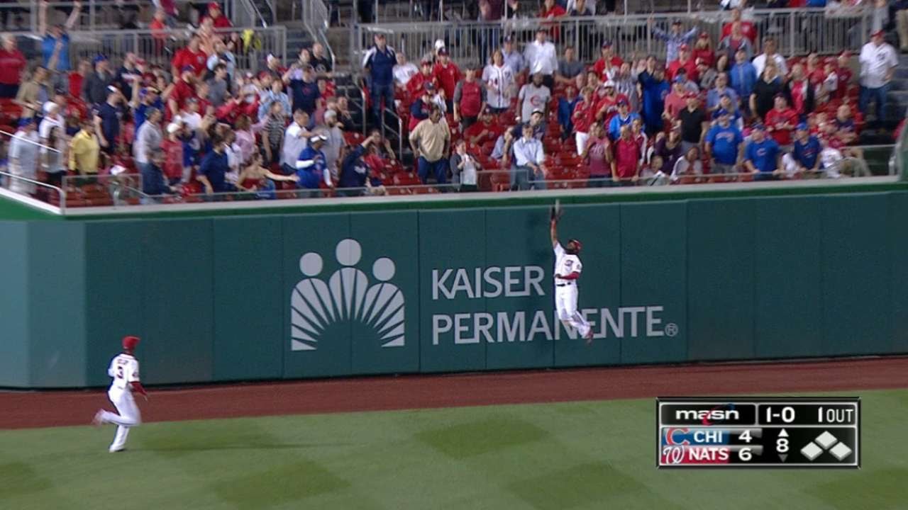 Span makes amazing leaping grab to rob Rizzo - YouTube