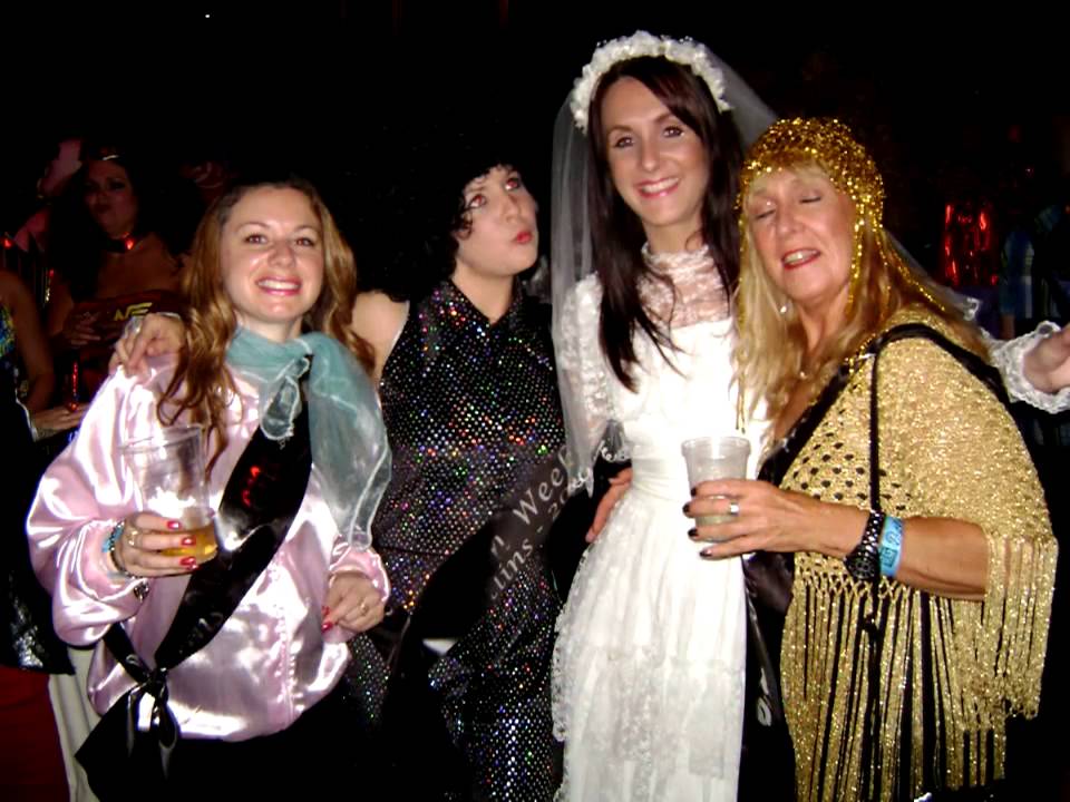 Butlins We Love The 70's Minehead Oct2012 - YouTube