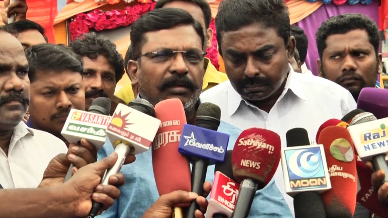 Thirumavalan Latest Speech | Thirumavalavan pays floral tribute to MGR ...