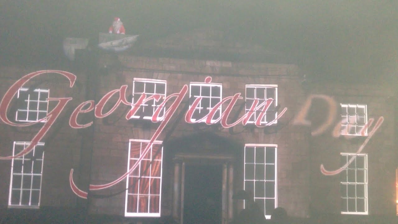 Amazing Armagh Christmas Light Show 2013 - YouTube