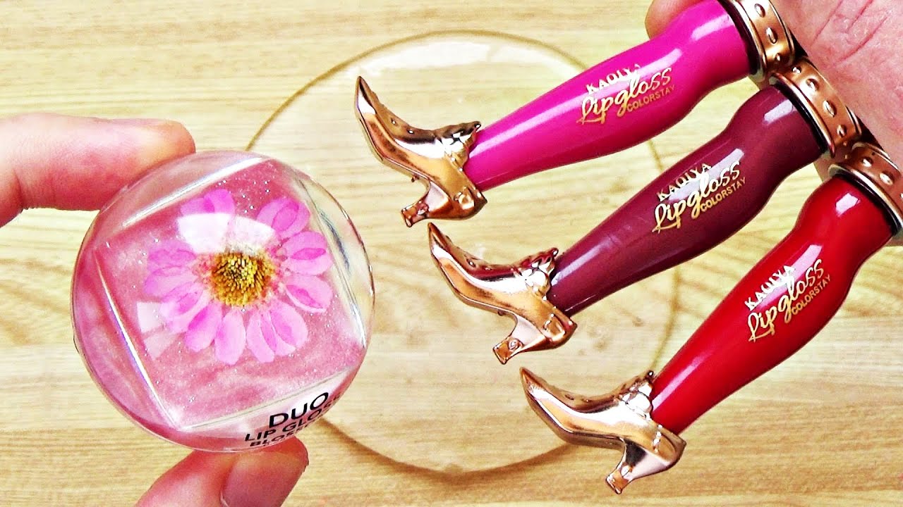 Slime Coloring with Makeup! Mixing Leg Shaped Lip Gloss & Flower Lip ...