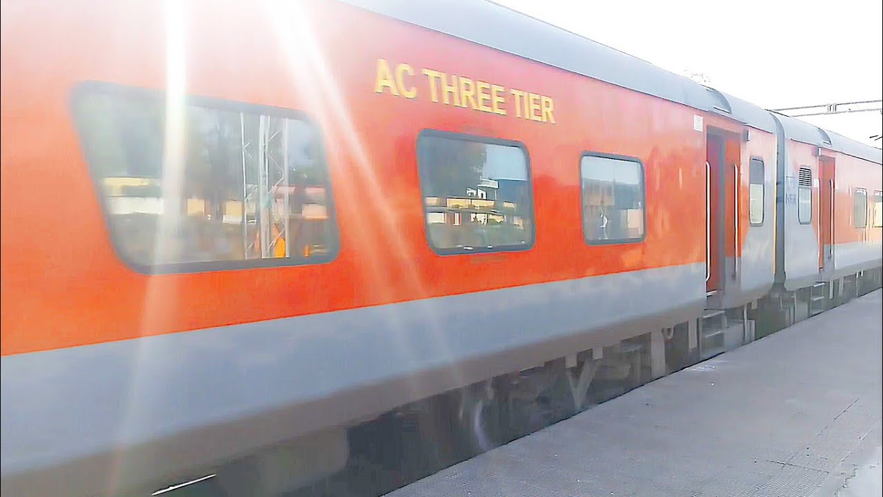 19322 Patna - Indore Express Via Ayodhya Cantt. with Pandit Deen Dayal ...