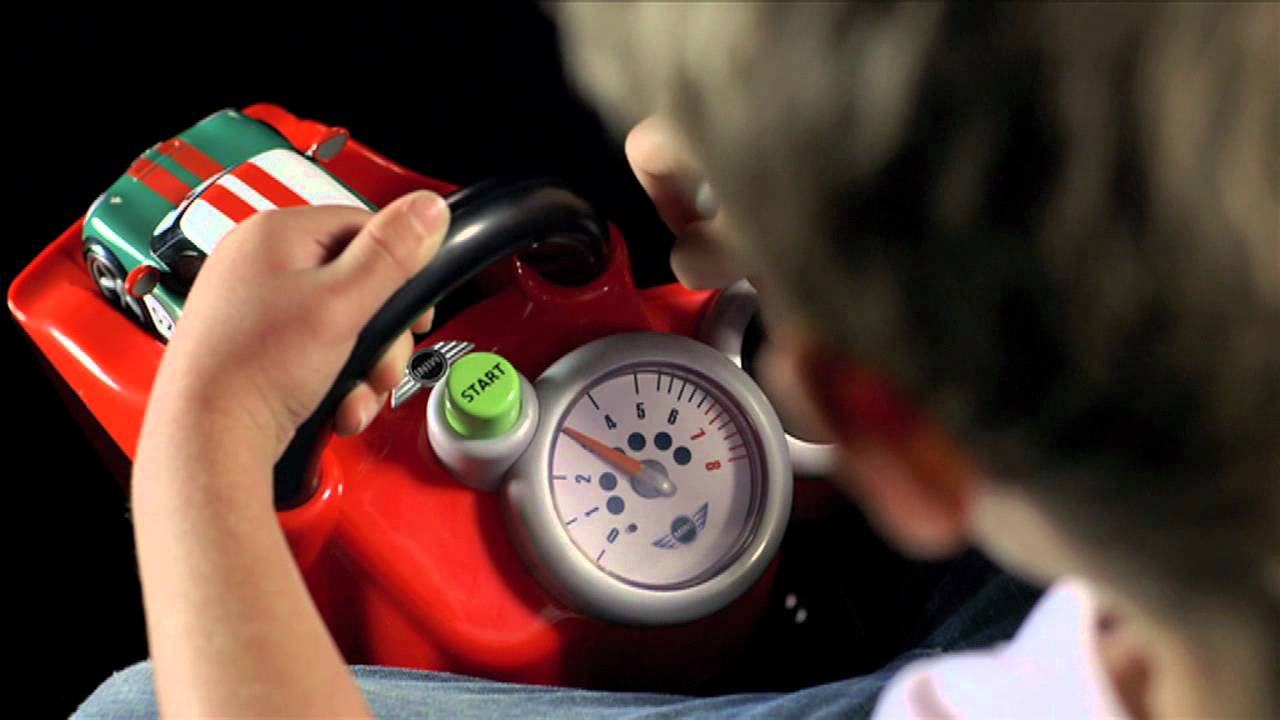 Go Mini Stunt launcher - YouTube