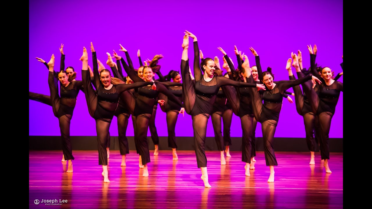 Le Freak - Boston College Dance Ensemble | Breaking Bounds 2023 - YouTube