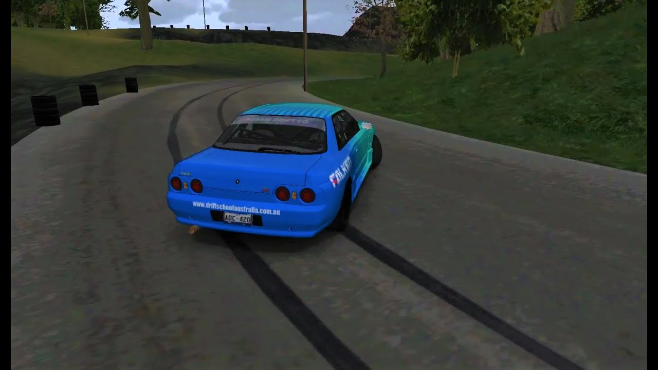 Nissan Skyline GT-R R32 - YouTube