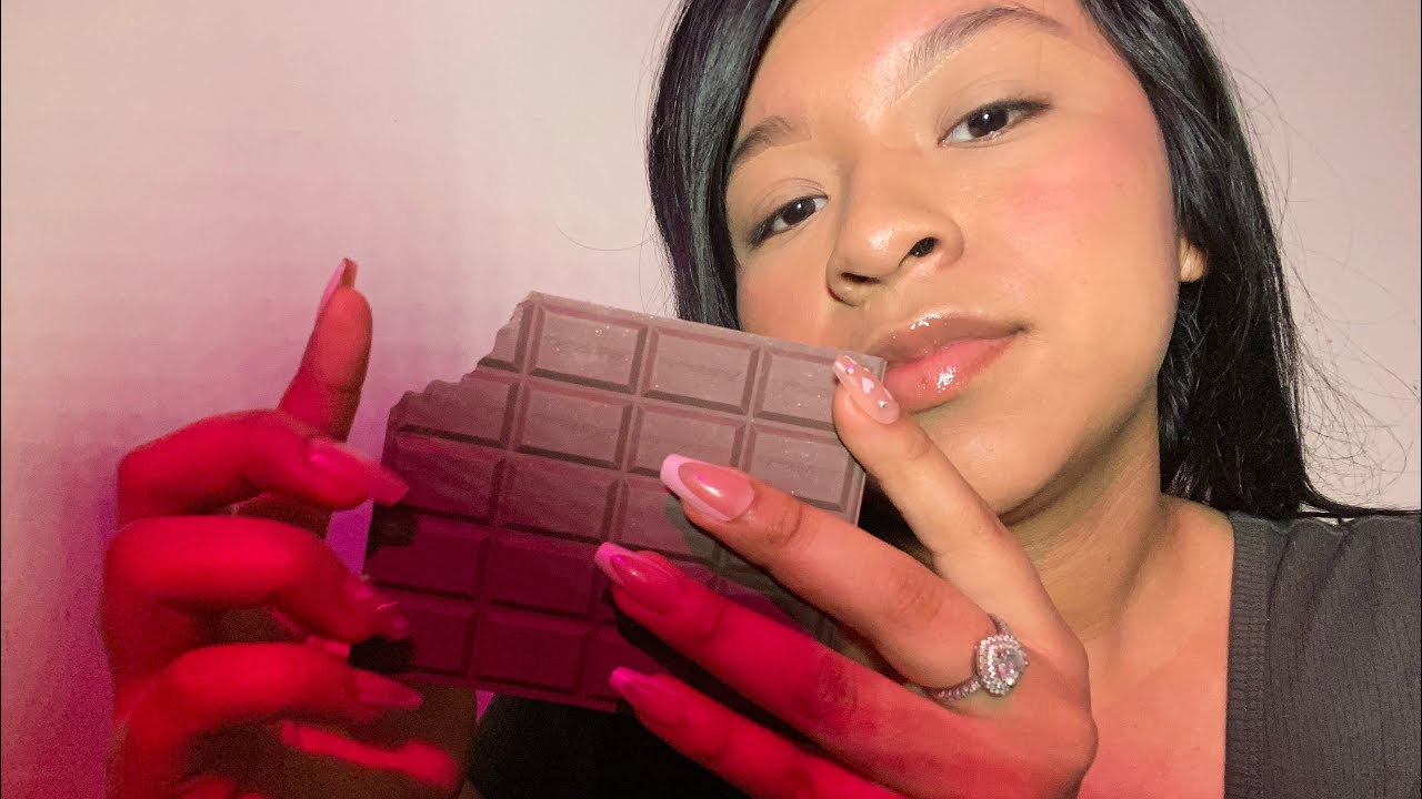 ASMR almost touching the object but not quite ~ the most tingly visual ...