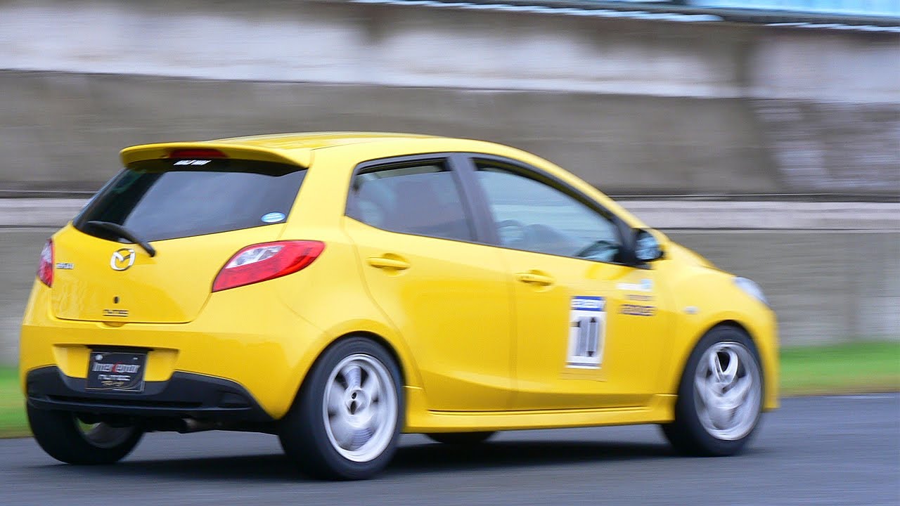 デミオターボ OPTION2 お遊び耐久レース2012.08.11【HALFWAY mazda demio turbo】 - YouTube