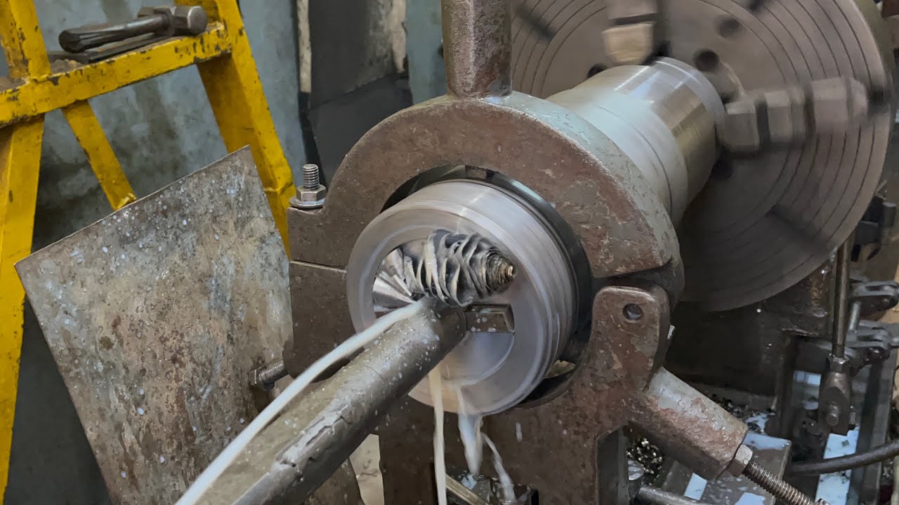 Smooth Boring Technique | manual lathe machine works - YouTube