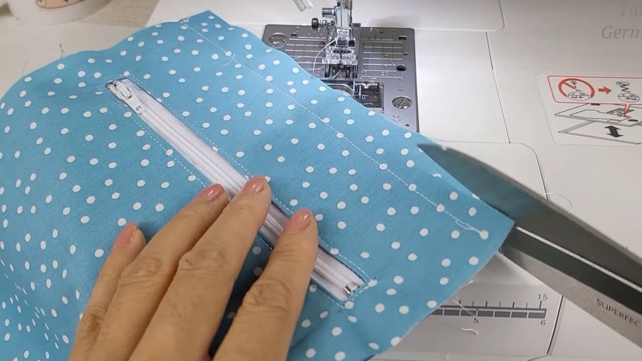 How to sew a Zipper Pocket | Sewing Tips and Tricks for Beginners #6 ...