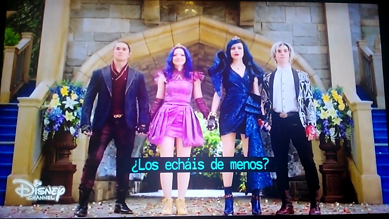 Final scene of Descendants 3/Escena final de Descendientes 3 - YouTube