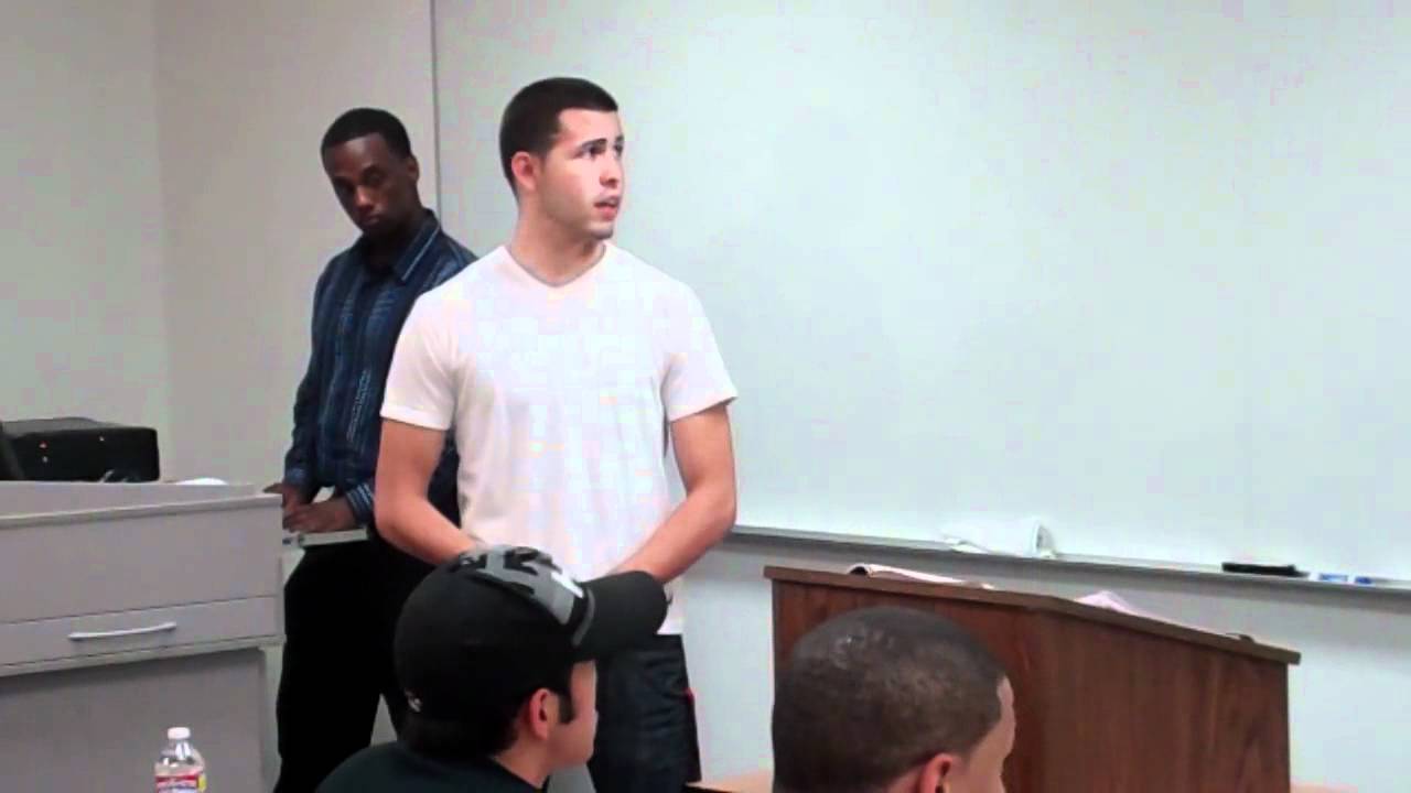 Tony Applebees - YouTube