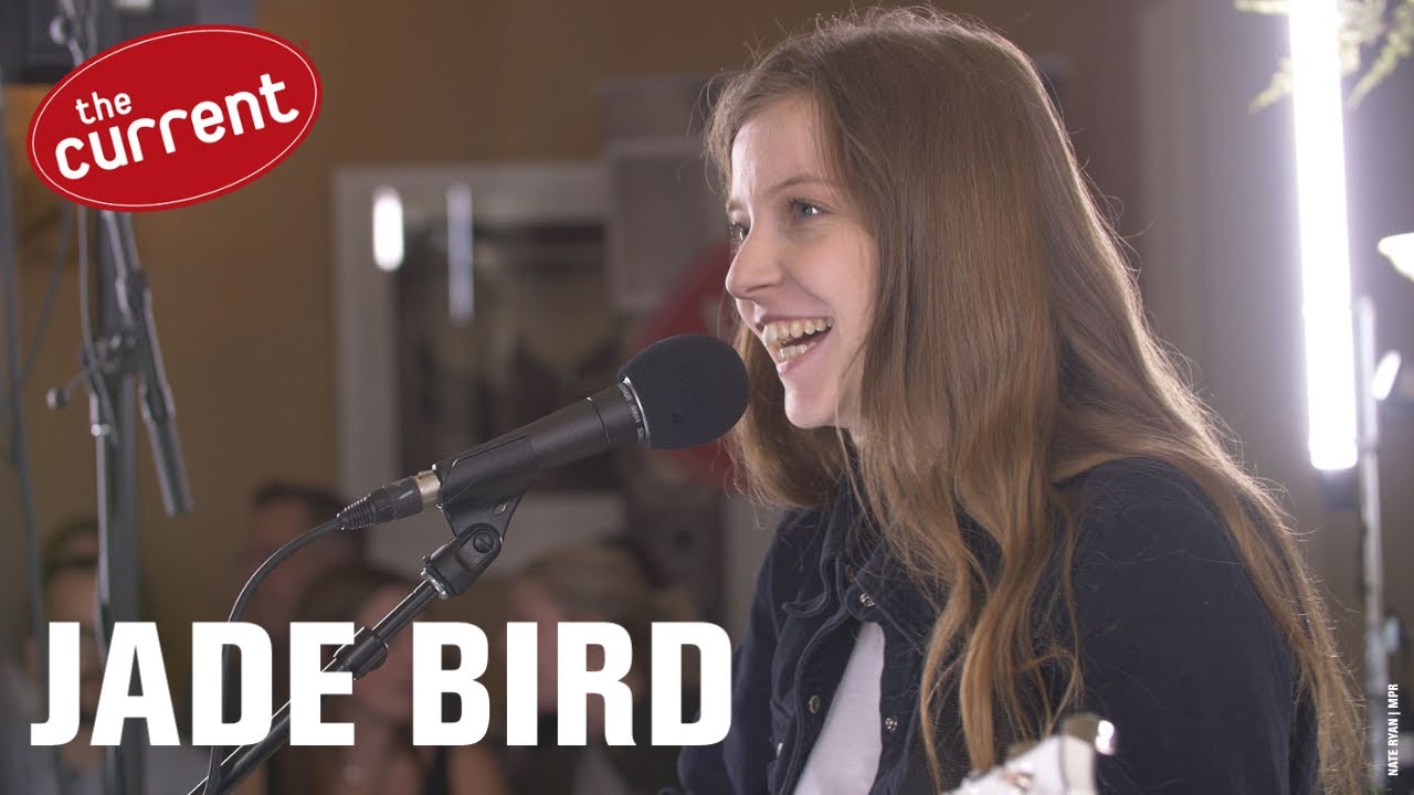 Jade Bird - three songs at a MicroShow (2018) - YouTube