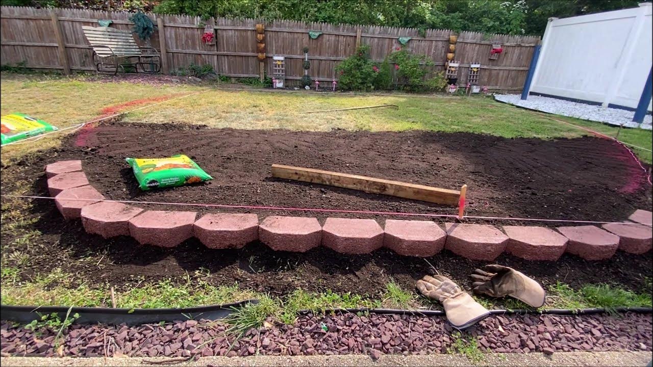 How To Build A Retaining Wall DIY - YouTube