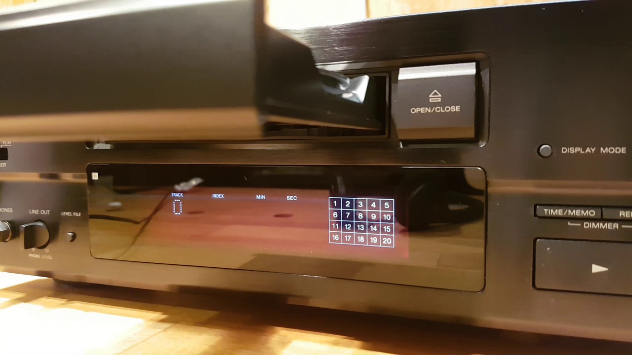 Sony CDP x559ES Teil 1 Beschreibung - YouTube