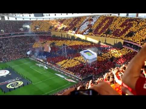Galatasaray 3D Koreografi - (Fb Maçı) (Tribünden Çekim) - [Full HD]
