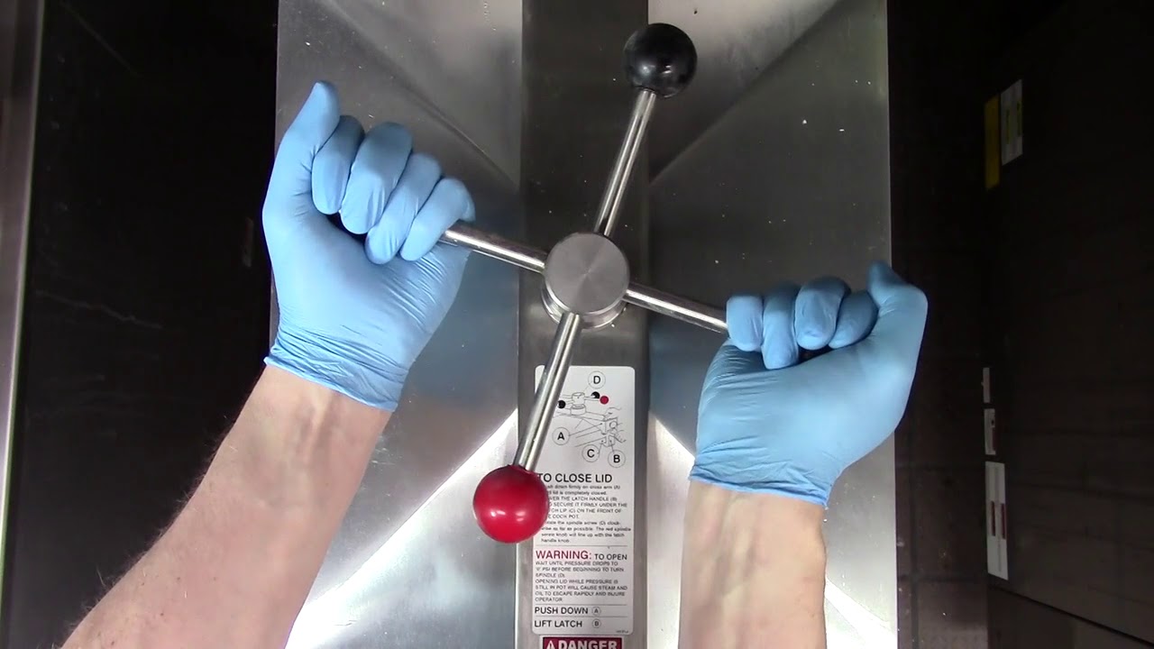 4 Head Lid Locking Test - YouTube