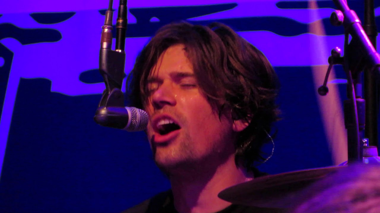 Hanson - Winter Wonderland - Royal Oak - YouTube