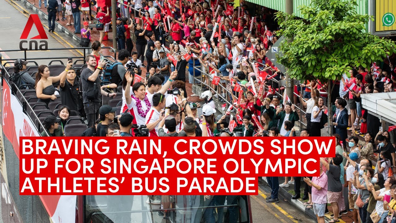 Crowds and cheers for Max Maeder, Team Singapore Olympians during open ...