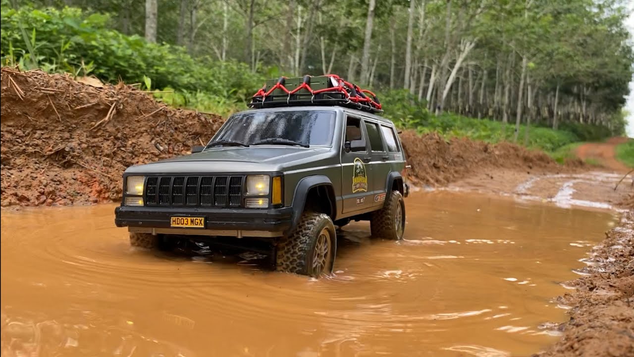 Jeep Cherokee expedisi off road hutan tropis | Rc car off road mn78 ...