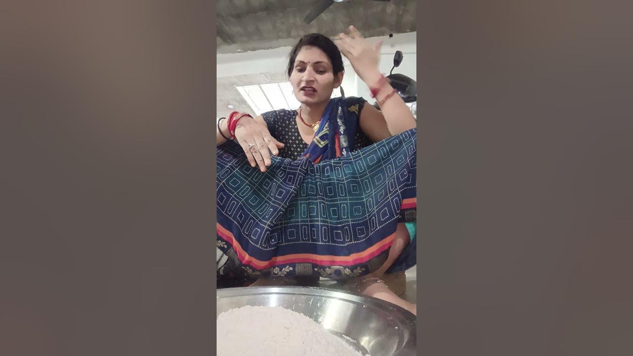 auto ko pav ki guti smgna chhon de #comedy #amandeeprathore #funny #bhojpuri #love - YouTube