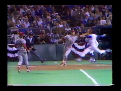 St. Louis Cardinals at Kansas City Royals, 1985 World Series Game 6 ...